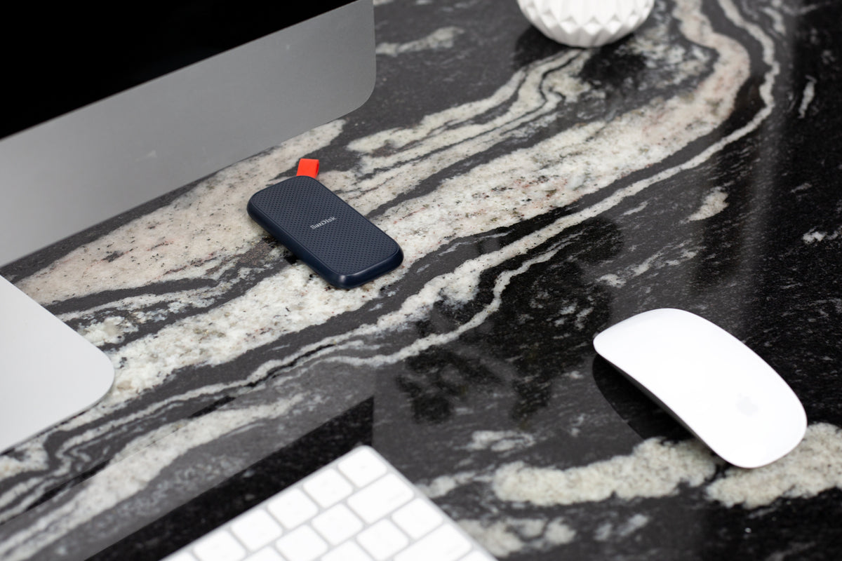 ICONIQ Standing Desk – UNIX Furniture